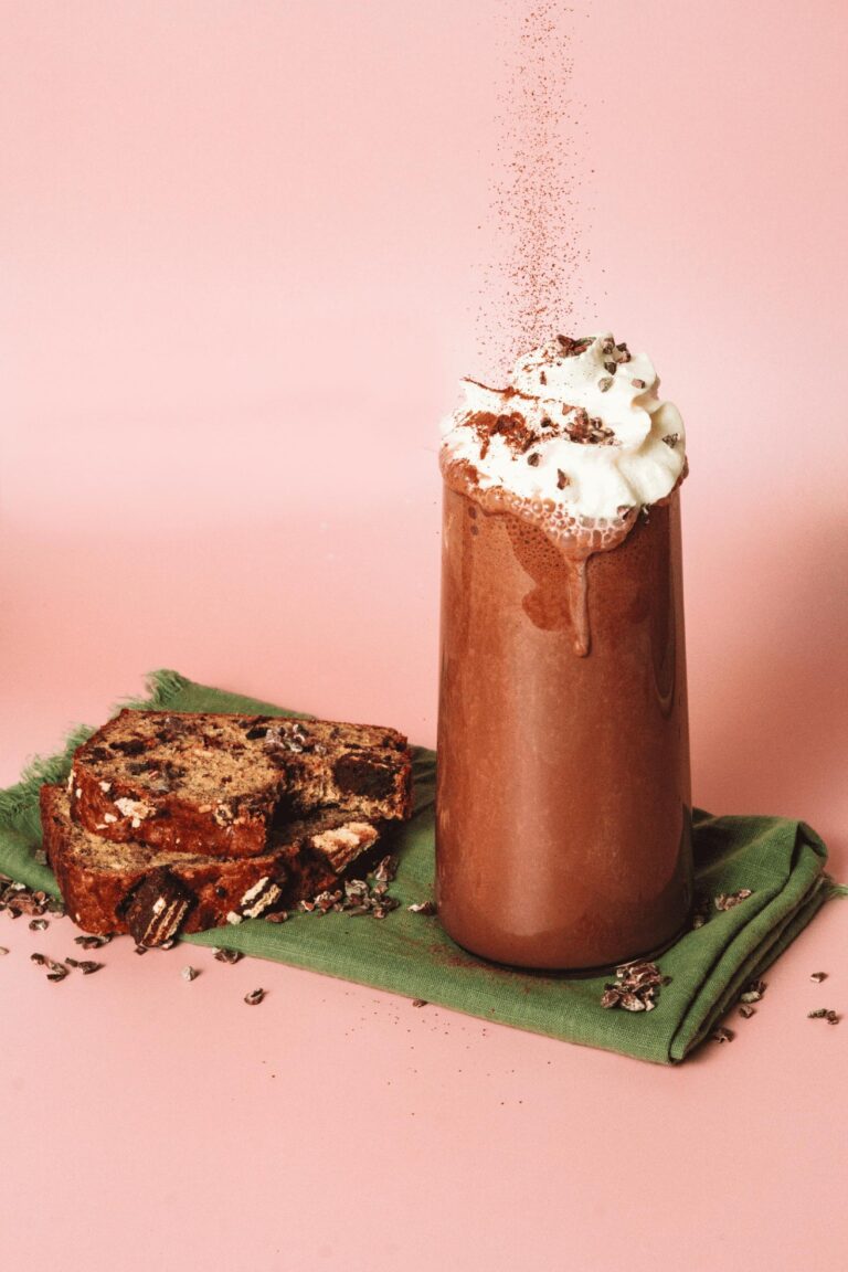 Gingerbread Latte Recipe - Sip Herbals Blog